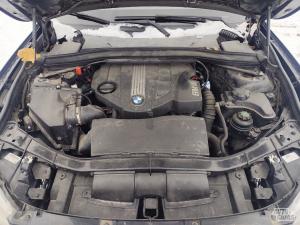 Black BMW X1 2011 in Pasvalys, with an engine capacity of 2.00 L and mileage of 149 thousand km for 5600 €, photo 13 on AUTOMOTO.COM.LV