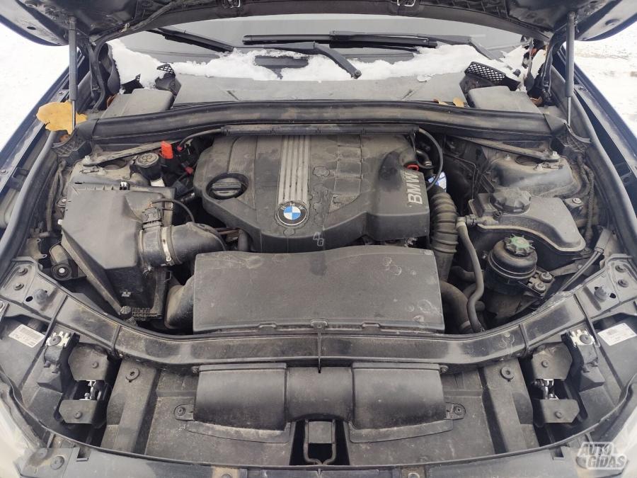 Black BMW X1 2011 in Pasvalys, with an engine capacity of 2.00 L and mileage of 149 thousand km for 5600 €, photo 13 on AUTOMOTO.COM.LV