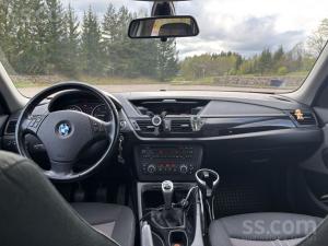 Melns BMW X1 2011 Talsi, ar dzinēja tilpumu 2.00 L un nobraukumu 266 tūkst. km par 7499 €, foto 5 vietnē AUTOMOTO.COM.LV