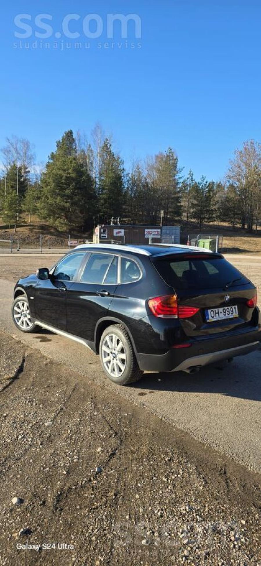 Black BMW X1 2011 in Madona, with an engine capacity of 2.00 L and mileage of 254 thousand km for 8300 €, photo 6 on AUTOMOTO.COM.LV