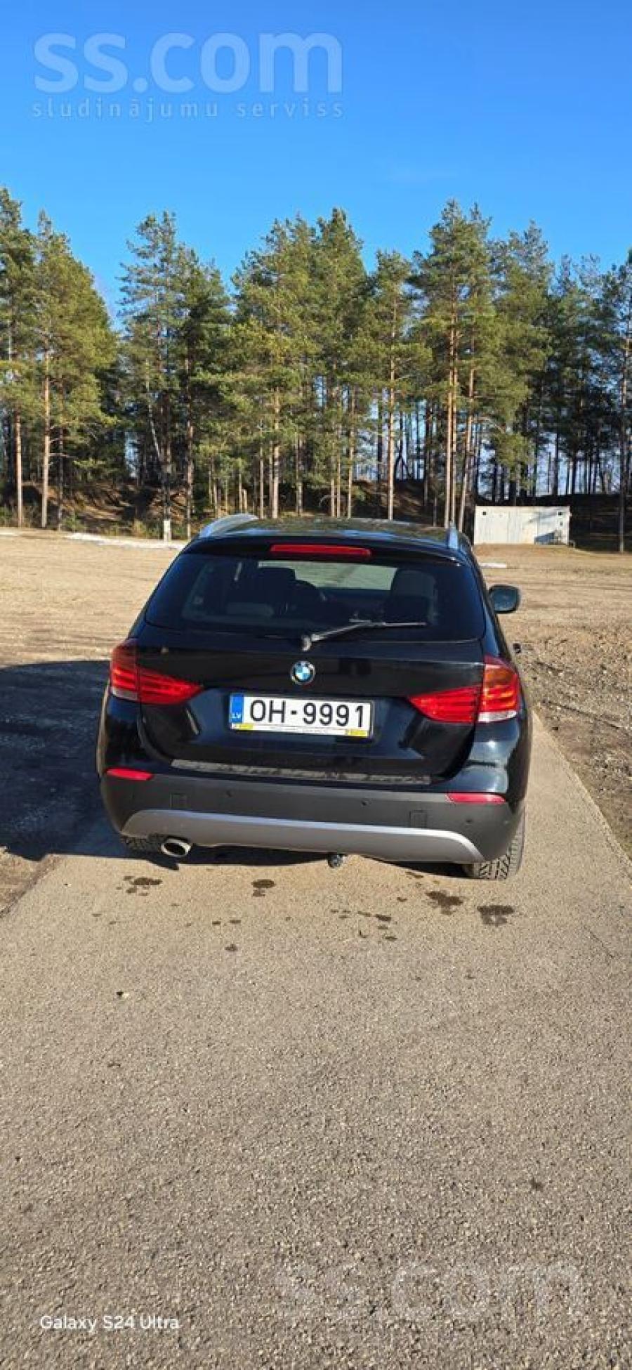 Black BMW X1 2011 in Madona, with an engine capacity of 2.00 L and mileage of 254 thousand km for 8300 €, photo 10 on AUTOMOTO.COM.LV