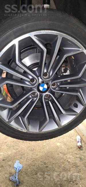 Black BMW X1 2011 in Madona, with an engine capacity of 2.00 L and mileage of 254 thousand km for 8300 €, photo 13 on AUTOMOTO.COM.LV