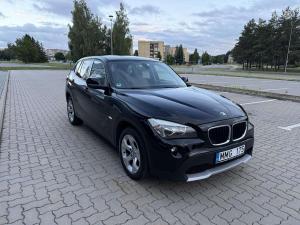 Black BMW X1 2011 in Kupiskis, with an engine capacity of 2.00 L and mileage of 263 thousand km for 5800 €, photo 11 on AUTOMOTO.COM.LV