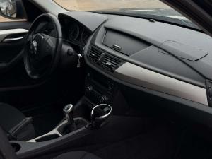 Black BMW X1 2011 in Rokiskis, with an engine capacity of 2.00 L and mileage of 231 thousand km for 2650 €, photo 21 on AUTOMOTO.COM.LV
