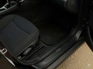 Black BMW X1 2011 in Rokiskis, with an engine capacity of 2.00 L and mileage of 231 thousand km for 2650 €, photo 24 on AUTOMOTO.COM.LV