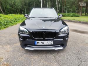 Melns BMW X1 2011 Pasvalys, ar dzinēja tilpumu 2.00 L un nobraukumu 149 tūkst. km par 5600 €, foto 4 vietnē AUTOMOTO.COM.LV
