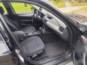 Melns BMW X1 2011 Pasvalys, ar dzinēja tilpumu 2.00 L un nobraukumu 149 tūkst. km par 5600 €, foto 10 vietnē AUTOMOTO.COM.LV