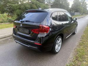 Melns BMW X1 2011 Panevēža, ar dzinēja tilpumu 2.00 L un nobraukumu 240 tūkst. km par 7750 €, foto 4 vietnē AUTOMOTO.COM.LV