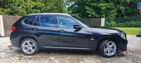 Black BMW X1 2011 in Tallinn, with an engine capacity of 2.00 L and mileage of 235 thousand km for 7800 €, photo 3 on AUTOMOTO.COM.LV