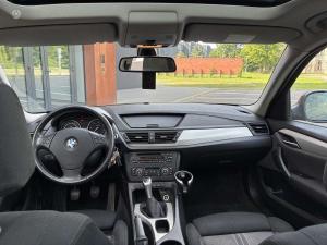 Melns BMW X1 2011 Kauņa, ar dzinēja tilpumu 2.00 L un nobraukumu 306 tūkst. km par 5300 €, foto 9 vietnē AUTOMOTO.COM.LV