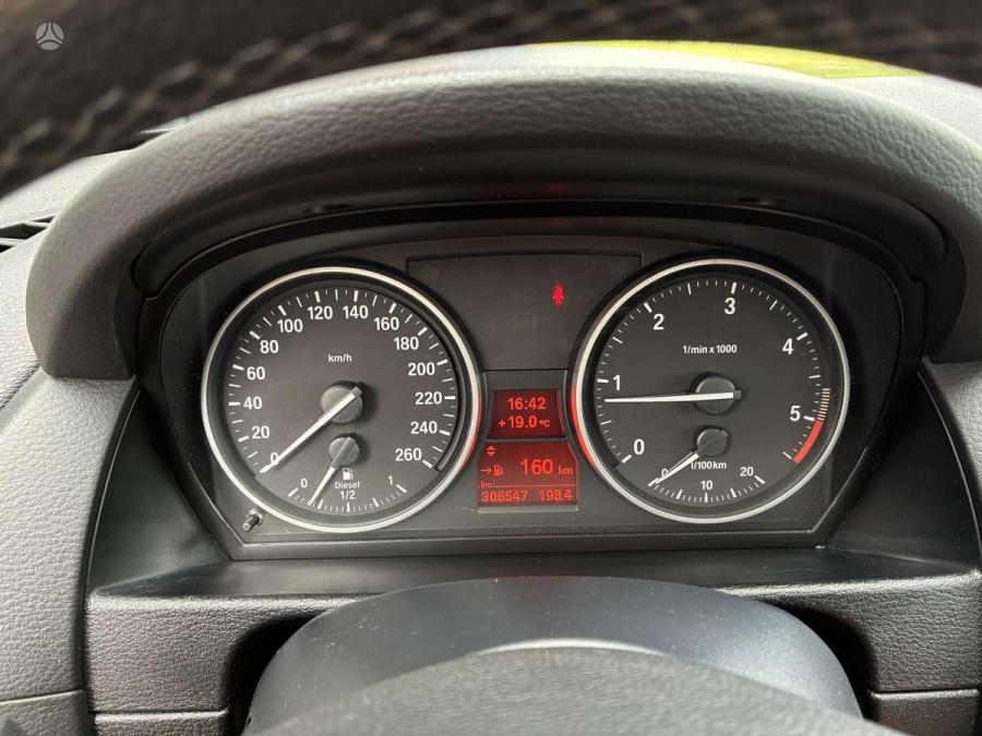 Melns BMW X1 2011 Kauņa, ar dzinēja tilpumu 2.00 L un nobraukumu 306 tūkst. km par 5300 €, foto 10 vietnē AUTOMOTO.COM.LV