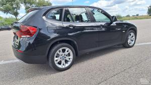 Melns BMW X1 2011 Marijampole, ar dzinēja tilpumu 2.00 L un nobraukumu 250 tūkst. km par 6600 €, foto 5 vietnē AUTOMOTO.COM.LV