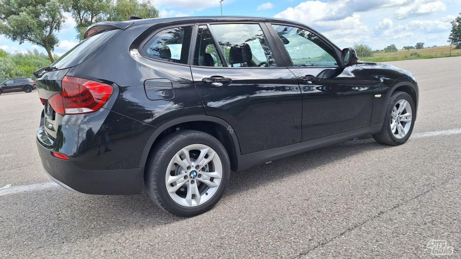 Melns BMW X1 2011 Marijampole, ar dzinēja tilpumu 2.00 L un nobraukumu 250 tūkst. km par 6600 €, foto 5 vietnē AUTOMOTO.COM.LV