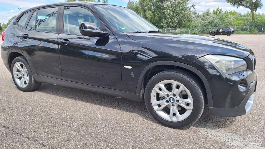 Melns BMW X1 2011 Marijampole, ar dzinēja tilpumu 2.00 L un nobraukumu 250 tūkst. km par 6600 €, foto 6 vietnē AUTOMOTO.COM.LV