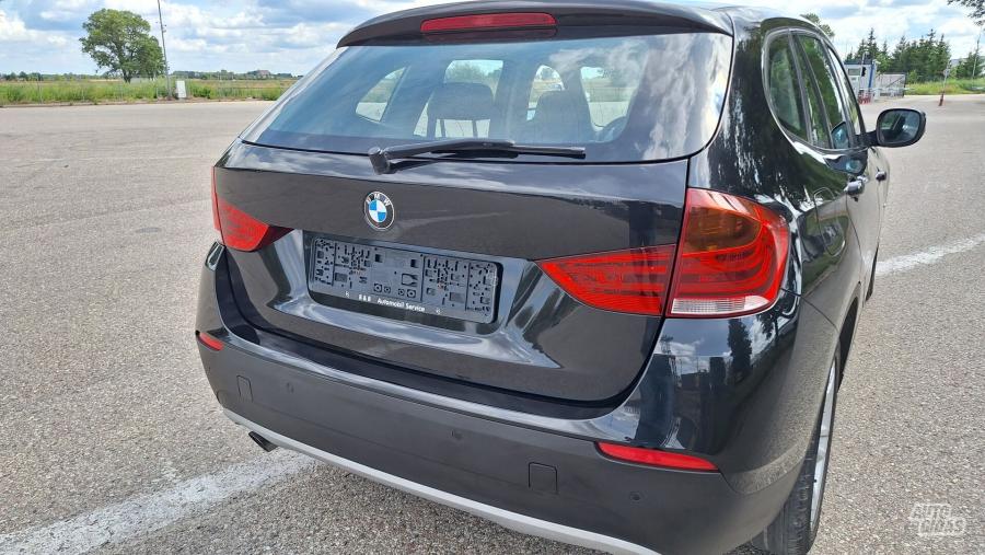 Melns BMW X1 2011 Marijampole, ar dzinēja tilpumu 2.00 L un nobraukumu 250 tūkst. km par 6600 €, foto 10 vietnē AUTOMOTO.COM.LV