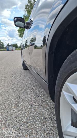 Melns BMW X1 2011 Marijampole, ar dzinēja tilpumu 2.00 L un nobraukumu 250 tūkst. km par 6600 €, foto 21 vietnē AUTOMOTO.COM.LV
