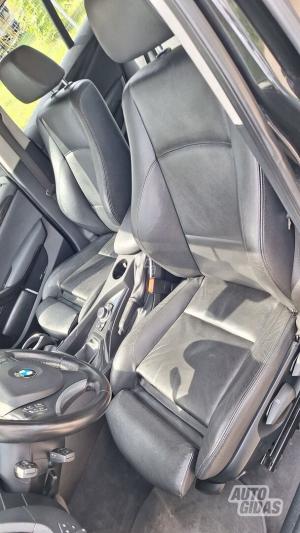 Melns BMW X1 2011 Marijampole, ar dzinēja tilpumu 2.00 L un nobraukumu 250 tūkst. km par 6600 €, foto 35 vietnē AUTOMOTO.COM.LV