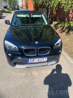 Black BMW X1 2011 in Jekabpils, with an engine capacity of 2.00 L and mileage of 231 thousand km for 6200 €, photo 9 on AUTOMOTO.COM.LV