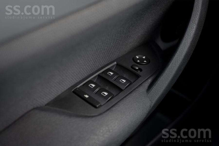 Melns BMW X1 2011 Talsi, ar dzinēja tilpumu 2.00 L un nobraukumu 0 tūkst. km par 5490 €, foto 14 vietnē AUTOMOTO.COM.LV