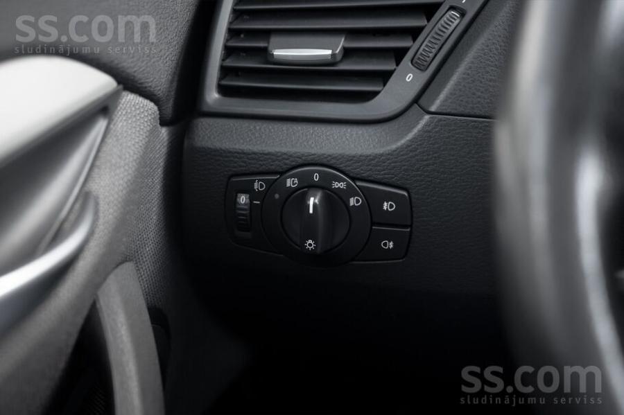 Melns BMW X1 2011 Talsi, ar dzinēja tilpumu 2.00 L un nobraukumu 0 tūkst. km par 5490 €, foto 15 vietnē AUTOMOTO.COM.LV