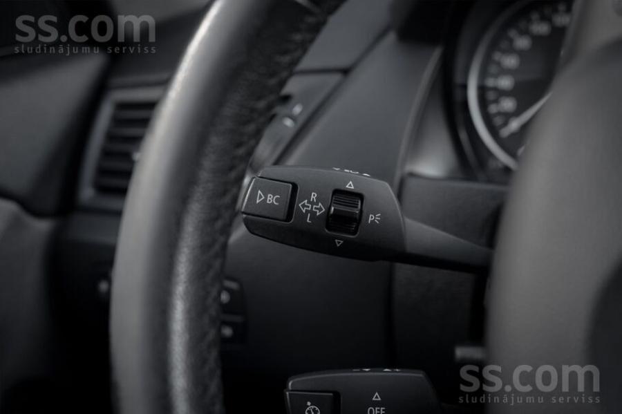 Melns BMW X1 2011 Talsi, ar dzinēja tilpumu 2.00 L un nobraukumu 0 tūkst. km par 5490 €, foto 16 vietnē AUTOMOTO.COM.LV