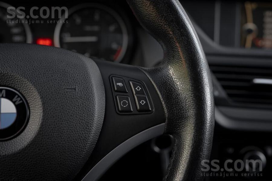 Melns BMW X1 2011 Talsi, ar dzinēja tilpumu 2.00 L un nobraukumu 0 tūkst. km par 5490 €, foto 20 vietnē AUTOMOTO.COM.LV