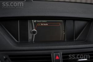 Melns BMW X1 2011 Talsi, ar dzinēja tilpumu 2.00 L un nobraukumu 0 tūkst. km par 5490 €, foto 24 vietnē AUTOMOTO.COM.LV