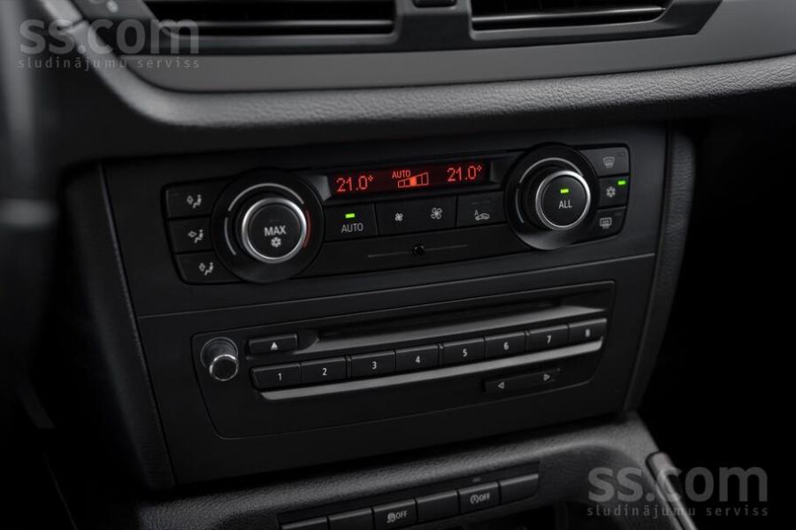 Melns BMW X1 2011 Talsi, ar dzinēja tilpumu 2.00 L un nobraukumu 0 tūkst. km par 5490 €, foto 27 vietnē AUTOMOTO.COM.LV