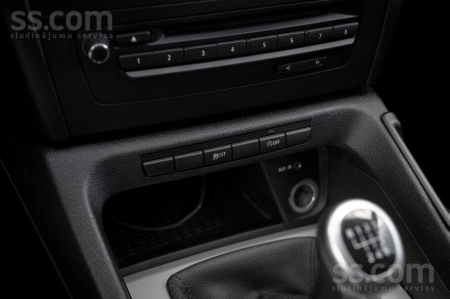 Melns BMW X1 2011 Talsi, ar dzinēja tilpumu 2.00 L un nobraukumu 0 tūkst. km par 5490 €, foto 28 vietnē AUTOMOTO.COM.LV