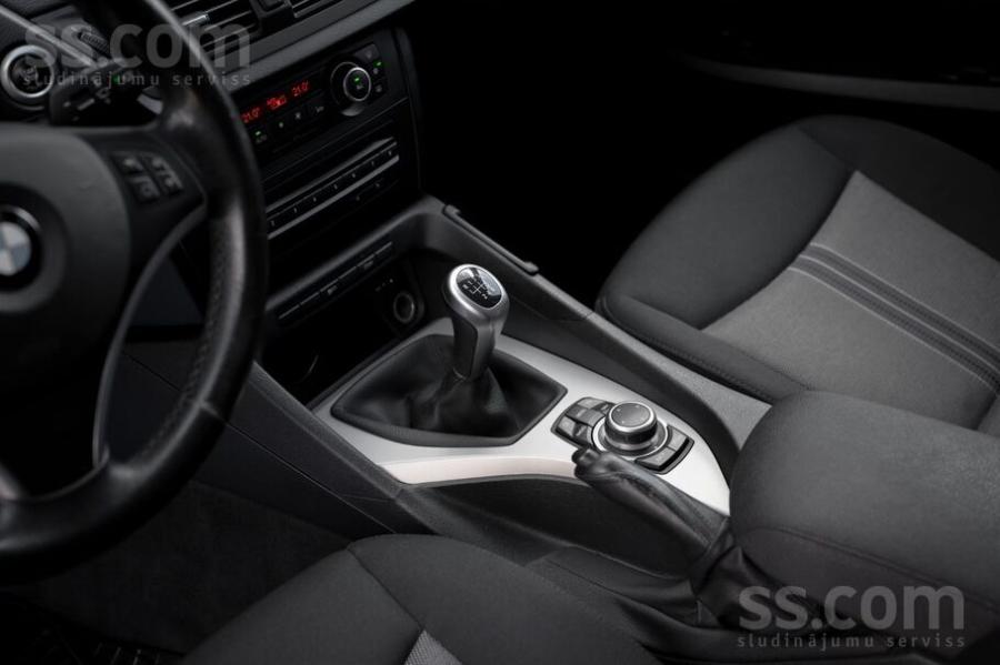 Melns BMW X1 2011 Talsi, ar dzinēja tilpumu 2.00 L un nobraukumu 0 tūkst. km par 5490 €, foto 29 vietnē AUTOMOTO.COM.LV