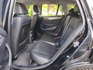 Black BMW X1 2011 in Cesis, with an engine capacity of 2.00 L and mileage of 262 thousand km for 6900 €, photo 15 on AUTOMOTO.COM.LV