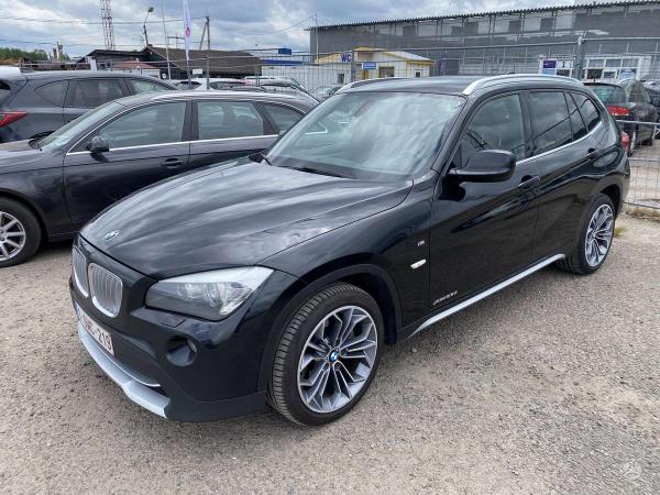 Black BMW X1 2011 in Kaunas, with an engine capacity of 2.00 L and mileage of 220 thousand km for 6950 €, photo 1 on AUTOMOTO.COM.LV