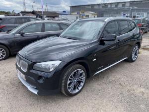Black BMW X1 2011 in Kaunas, with an engine capacity of 2.00 L and mileage of 220 thousand km for 6950 €, photo  on AUTOMOTO.COM.LV