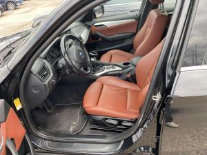 Black BMW X1 2011 in Kaunas, with an engine capacity of 2.00 L and mileage of 220 thousand km for 6950 €, photo 6 on AUTOMOTO.COM.LV