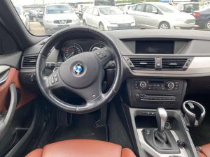 Black BMW X1 2011 in Kaunas, with an engine capacity of 2.00 L and mileage of 220 thousand km for 6950 €, photo 8 on AUTOMOTO.COM.LV