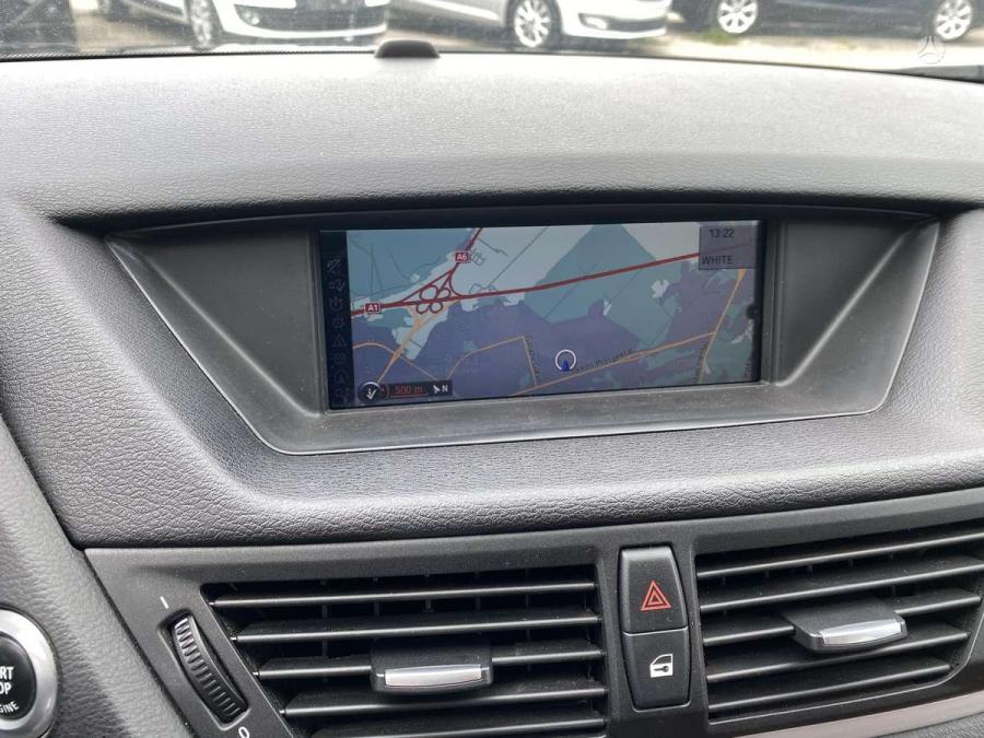 Black BMW X1 2011 in Kaunas, with an engine capacity of 2.00 L and mileage of 220 thousand km for 6950 €, photo 11 on AUTOMOTO.COM.LV