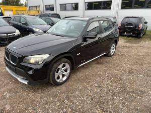Black BMW X1 2011 in Ukmerge, with an engine capacity of 2.00 L and mileage of 260 thousand km for 5250 €, photo 3 on AUTOMOTO.COM.LV