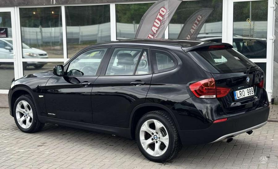 Black BMW X1 2011 in Radviliskis, with an engine capacity of 2.00 L and mileage of 388 thousand km for 4650 €, photo 9 on AUTOMOTO.COM.LV
