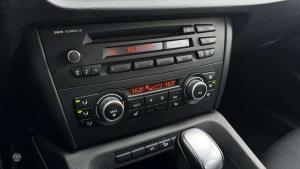 Black BMW X1 2011 in Radviliskis, with an engine capacity of 2.00 L and mileage of 388 thousand km for 4650 €, photo 20 on AUTOMOTO.COM.LV