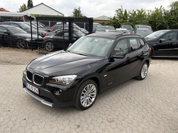 BMW X1 2011 Viļņa vietnē Melns BMW X1 2011 Viļņa, ar dzinēja tilpumu 2.00 L un nobraukumu 303 tūkst. km par 6399 €, foto 1 vietnē AUTOMOTO.COM.LV