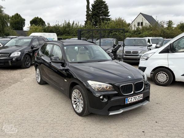 BMW X1 2011 Viļņa vietnē Melns BMW X1 2011 Viļņa, ar dzinēja tilpumu 2.00 L un nobraukumu 303 tūkst. km par 6399 €, foto 3 vietnē AUTOMOTO.COM.LV