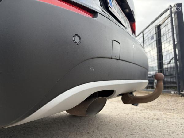 BMW X1 2011 Viļņa vietnē Melns BMW X1 2011 Viļņa, ar dzinēja tilpumu 2.00 L un nobraukumu 303 tūkst. km par 6399 €, foto 7 vietnē AUTOMOTO.COM.LV