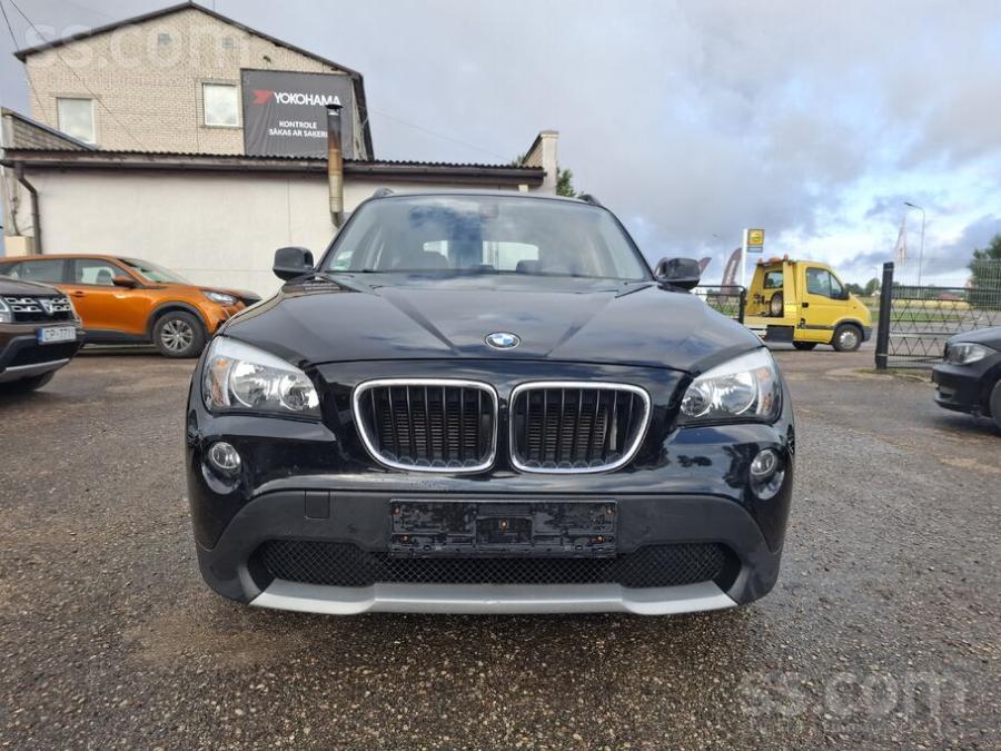 Melns BMW X1 2011 Talsi, ar dzinēja tilpumu 2.00 L un nobraukumu 171 tūkst. km par 7600 €, foto 6 vietnē AUTOMOTO.COM.LV