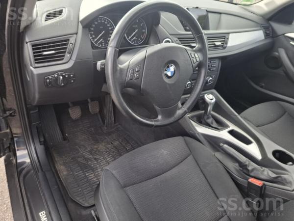 BMW X1 2011 Talsi vietnÄ Melns BMW X1 2011 Talsi, ar dzinÄja tilpumu 2.00 L un nobraukumu 171 tÅ«kst. km par 7600 ā¬, foto 9 vietnÄ AUTOMOTO.COM.LV