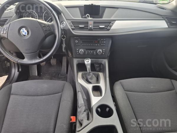 BMW X1 2011 Talsi vietnÄ Melns BMW X1 2011 Talsi, ar dzinÄja tilpumu 2.00 L un nobraukumu 171 tÅ«kst. km par 7600 ā¬, foto 11 vietnÄ AUTOMOTO.COM.LV