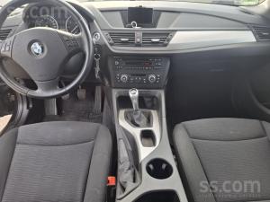 Melns BMW X1 2011 Talsi, ar dzinēja tilpumu 2.00 L un nobraukumu 171 tūkst. km par 7600 €, foto 11 vietnē AUTOMOTO.COM.LV