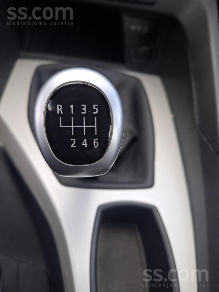 Melns BMW X1 2011 Talsi, ar dzinēja tilpumu 2.00 L un nobraukumu 171 tūkst. km par 7600 €, foto 24 vietnē AUTOMOTO.COM.LV