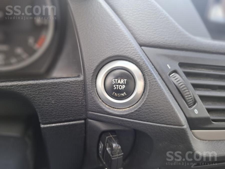 Melns BMW X1 2011 Talsi, ar dzinēja tilpumu 2.00 L un nobraukumu 171 tūkst. km par 7600 €, foto 25 vietnē AUTOMOTO.COM.LV