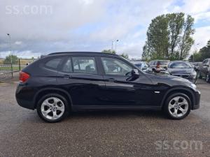 Melns BMW X1 2011 Talsi, ar dzinēja tilpumu 2.00 L un nobraukumu 171 tūkst. km par 7600 €, foto 31 vietnē AUTOMOTO.COM.LV