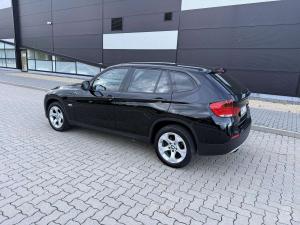 Black BMW X1 2011 in Panevezys, with an engine capacity of 2.00 L and mileage of 263 thousand km for 5500 €, photo 16 on AUTOMOTO.COM.LV